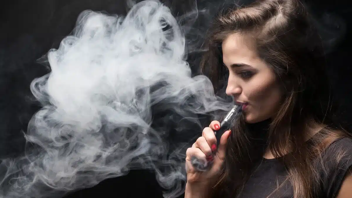 Vape pode multiplicar por 30 o risco de tabagismo entre adolescentes ...