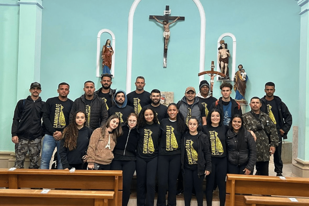 Grupo Santa Eudóxia no Toque caminha 36 km em 7 horas até o Santuário ...